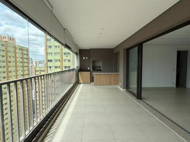 Apartamento à venda na Vila Mariana