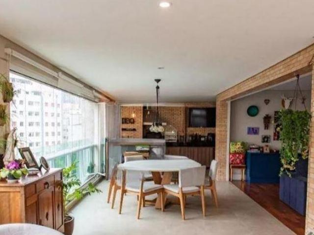 Apartamento à Venda na Vila Mariana