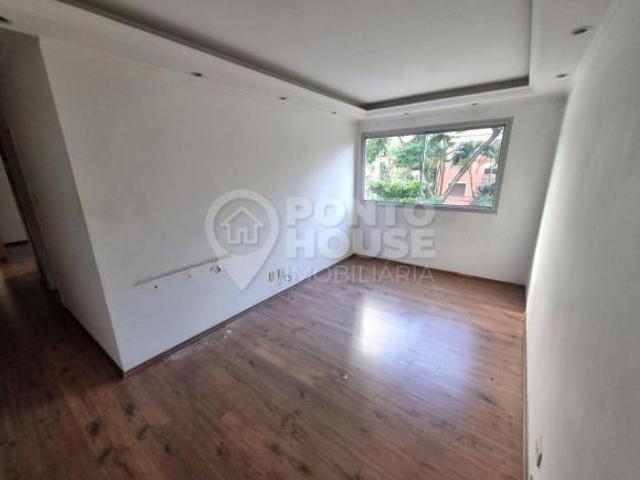 Apartamento à venda na Vila Mariana 2 dormitórios, 1 vaga, próximo ao metrô
