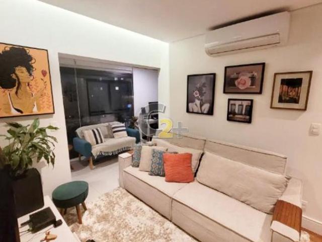 Apartamento à venda na Vila Mariana, 2 quartos, 1 suíte e 2 vagas