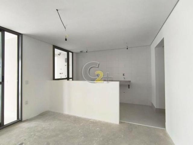Apartamento á venda na Vila Mariana, 3 suítes, 2 vagas de garagem