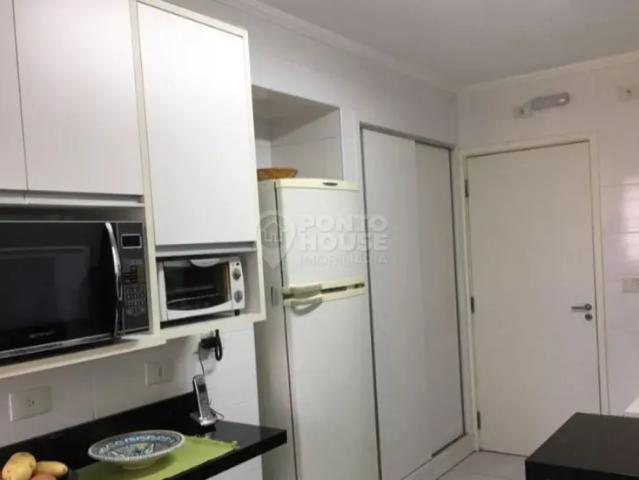 Apartamento à venda na Vila Mariana com 110 metros e próximo ao metrô