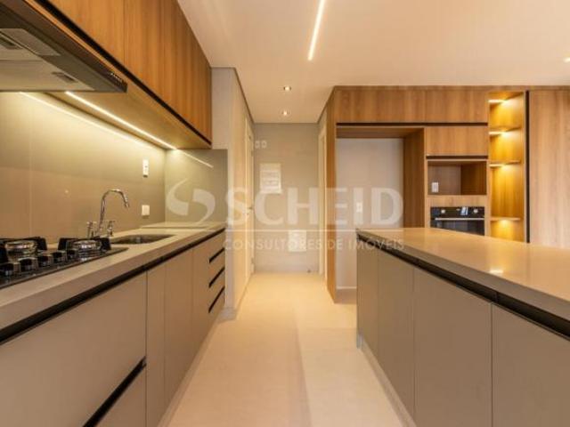 Apartamento á Venda na Vila Mariana com 158m², 4 quartos sendo 3 suítes, 2 vagas