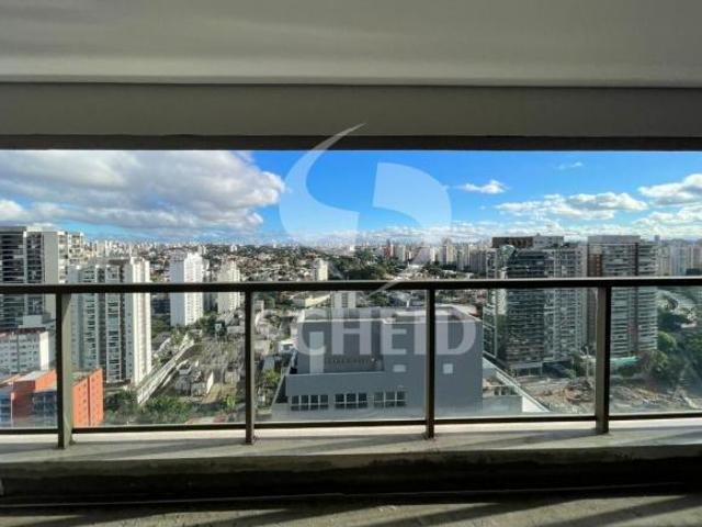 Apartamento á Venda na Vila Mariana com 158m², 3 quartos sendo 3 suítes, 2 vagas
