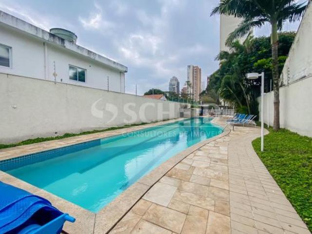 Apartamento á Venda na Vila Mariana com 178m², 4 quartos sendo 4 suítes, 4 vagas