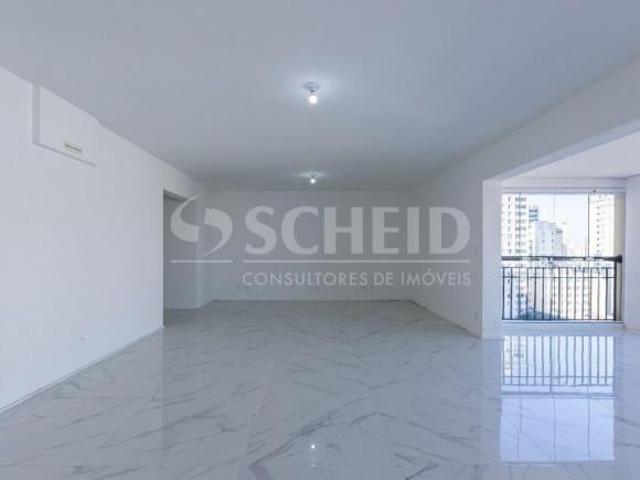 Apartamento á Venda na Vila Mariana com 246m², 3 quartos sendo 3 suítes, 4 vagas