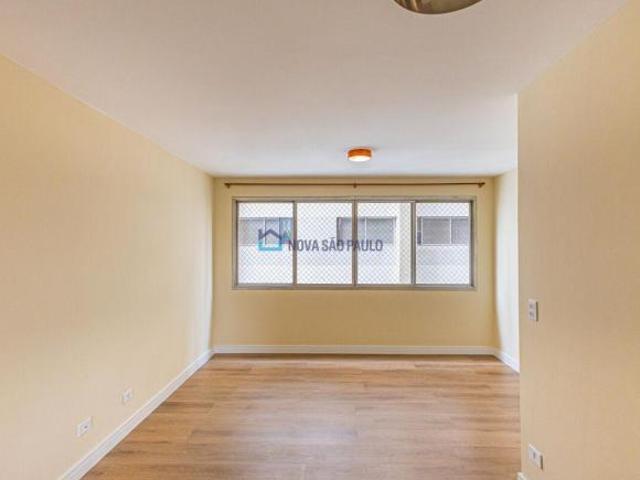 Apartamento à venda na Vila Mariana com 2 quartos e 1 vaga de garagem