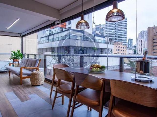 Apartamento à venda na Vila Mariana, São Paulo SP: 1 quarto, 2 salas, 2 banheiros, 2 vagas e 69m²! C