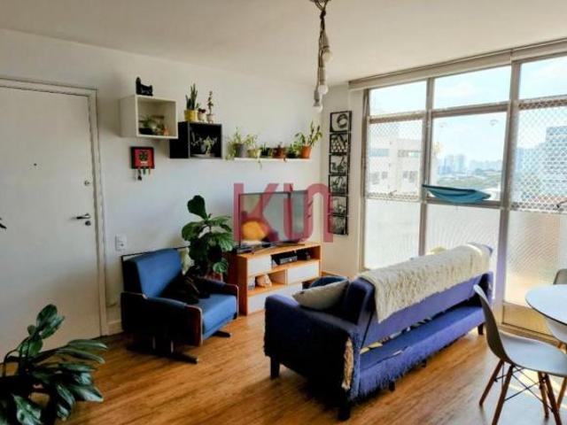 Apartamento à venda na Vila Mariana, São Paulo SP: 2 quartos, 1 suíte, 2 banheiros, 1 vaga, 58m² de