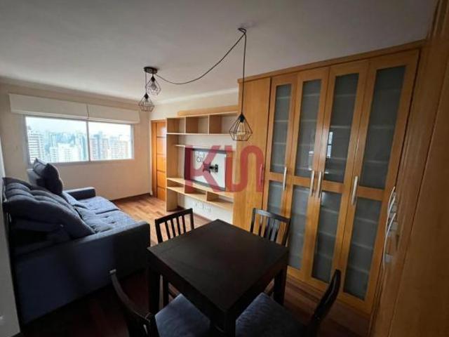Apartamento à venda na Vila Mariana, São Paulo SP: 2 quartos, 2 salas, 1 banheiro, 1 vaga de garagem