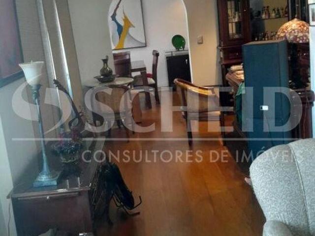Apartamento à venda na Vila Mascote com 200², 3 suítes, depósito e 3 vagas