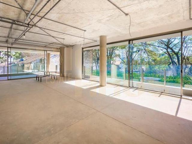 Apartamento à venda na Vila Nova Conceição | 4 quartos / 4 suítes