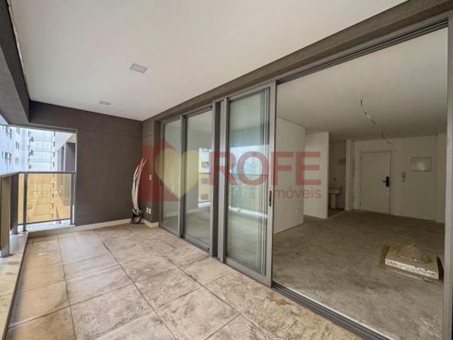 Apartamento à venda na Vila Nova Conceição