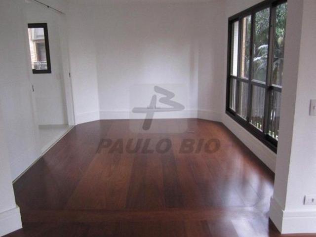 Apartamento à venda na Vila Nova Conceição