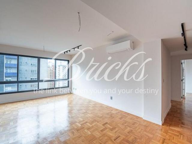 APARTAMENTO A VENDA NA VILA NOVA CONCEIÇÃO 94M² 3 DORMITÓRIOS, 1 SUÍTE REFORMADO
