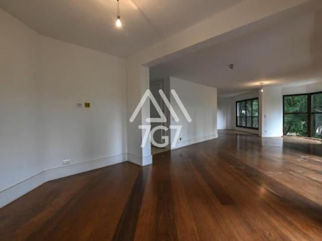 APARTAMENTO À VENDA NA VILA NOVA CONCEIÇÃO