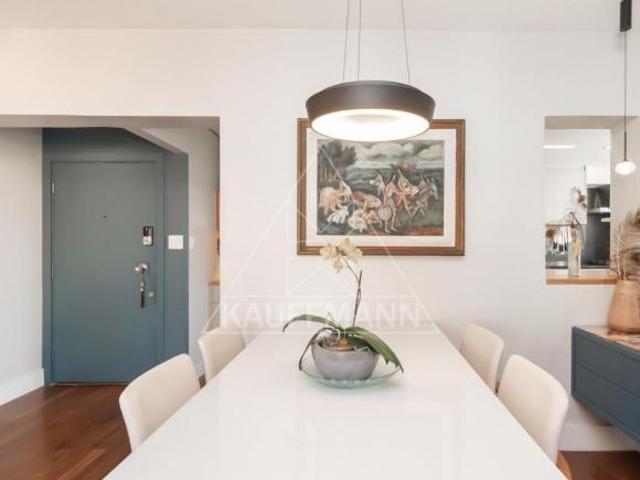 Apartamento à Venda na Vila Nova Conceição 2 Quartos 1 Suíte 1 Vaga 89m² de Área Útil