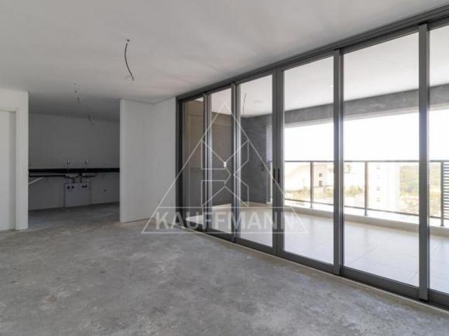 Apartamento à Venda na Vila Nova Conceição 3 Dormitórios 3 Suítes 2 Vagas 140m² de Área Útil