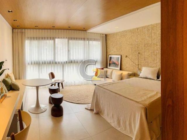 Apartamento à venda na Vila Nova Conceição com 1 suíte e 1 vaga