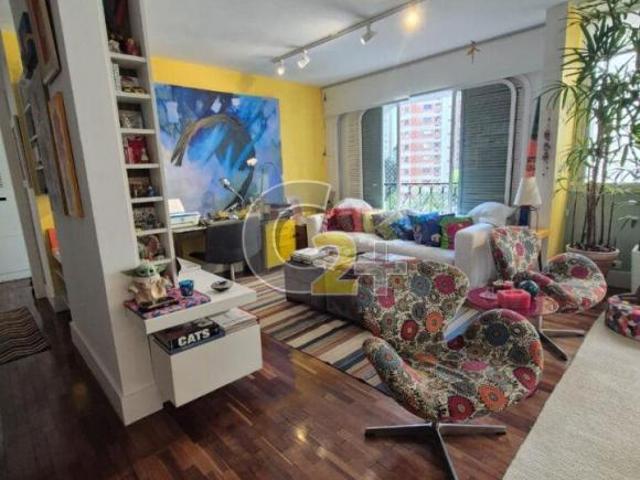 Apartamento à venda na Vila Nova Conceição com 2 quartos, sendo 1 suíte e 1 vaga