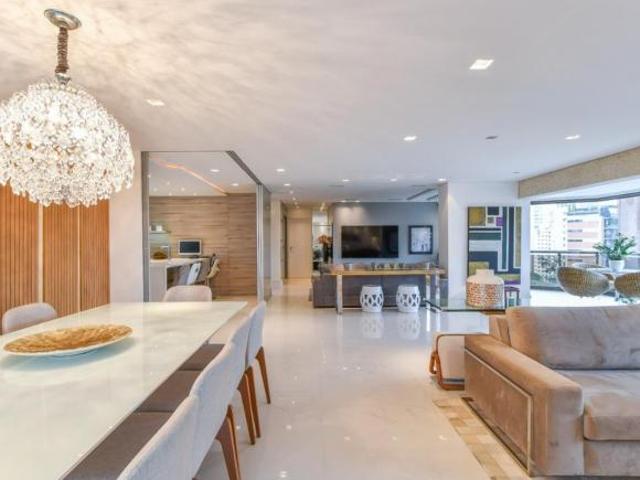 Apartamento à venda na Vila Nova Conceição São Paulo
