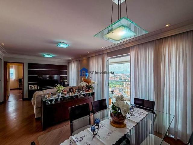 Apartamento a Venda na Vila São Francisco com 3 Suítes