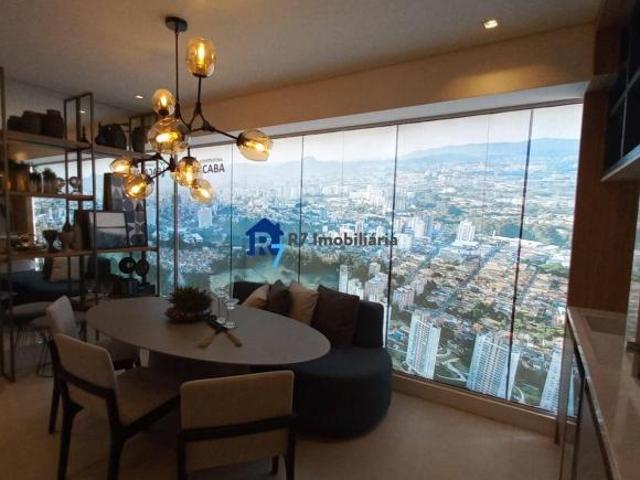 Apartamento a Venda na Vila São Francisco com Vista para o Campo de Golf
