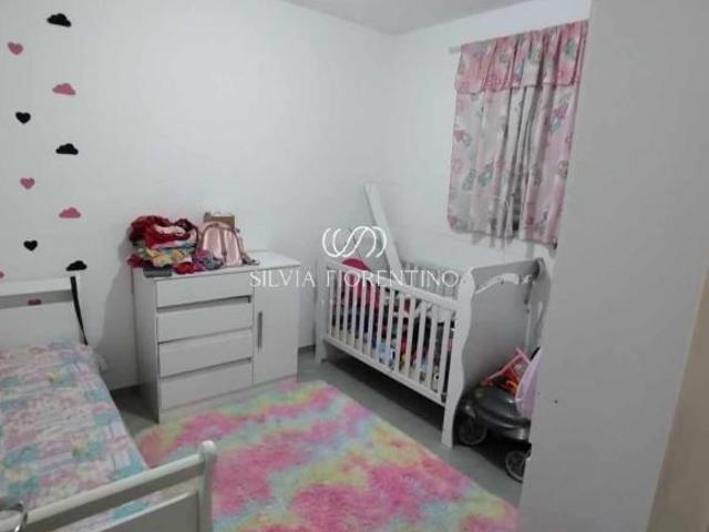 Apartamento à venda na Vila São José, Taubaté SP: 2 quartos, 1 sala, 1 banheiro, 1 vaga de garagem