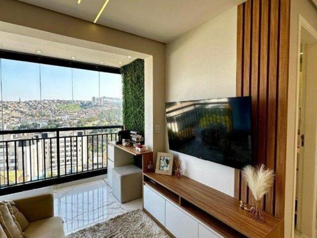 Apartamento à venda na Vila São Luiz Valparaízo