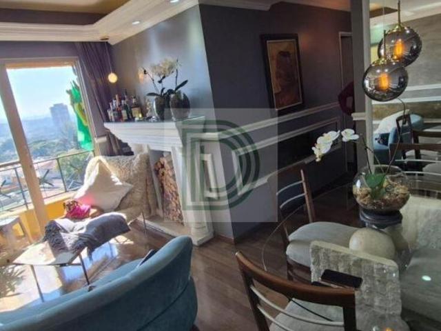 Apartamento à venda na Vila Sônia, a poucos metros do Metrô 2 dormitórios, 1 vaga e face norte
