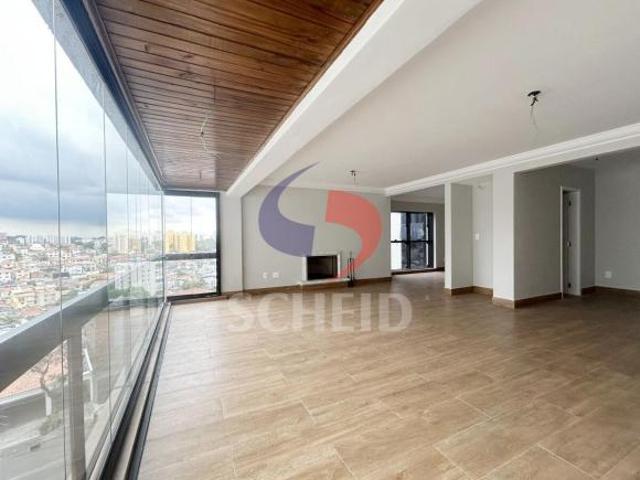 Apartamento à venda na Vila Sônia/Morumbi com 3 suítes e 3 vagas de garagem