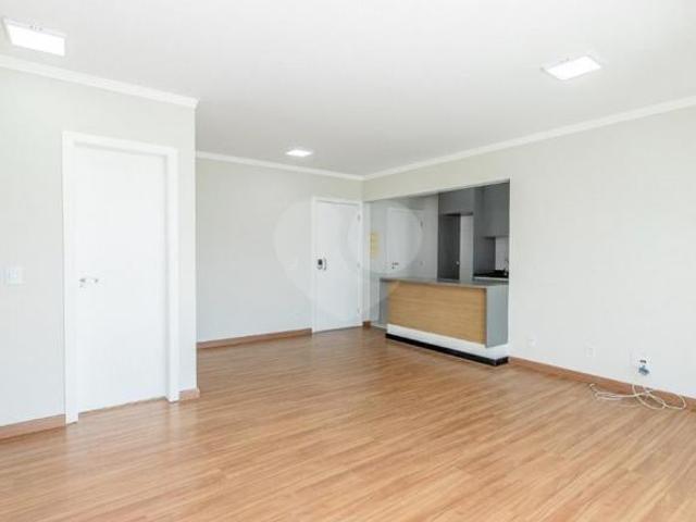 Apartamento à venda na Vila Santa Catarina