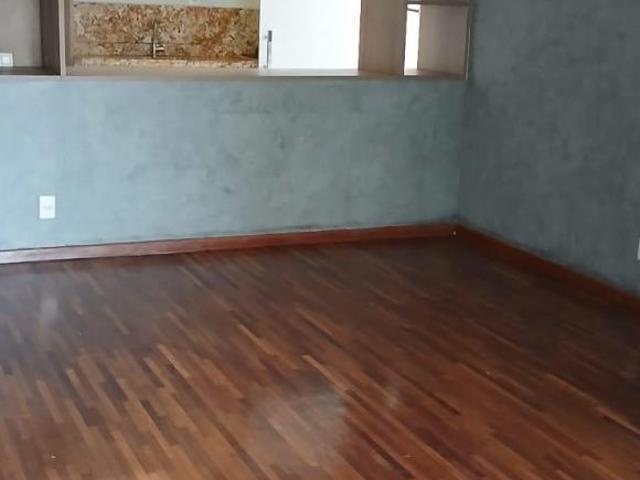 Apartamento à venda na Vila Santa Catarina
