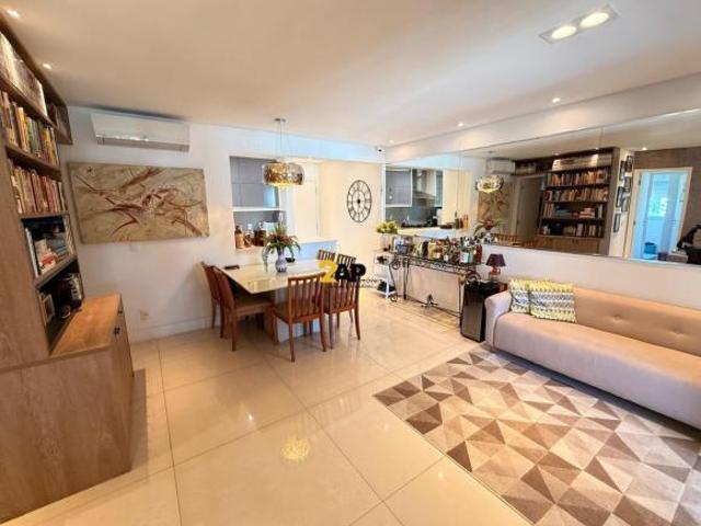 Apartamento à venda na Vila Suzana com 2 quartos, 2 suítes, 3 banheiros, 2 vagas