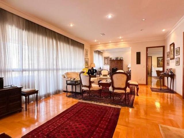 Apartamento a venda na Vila Suzana com 3 dormitórios, 4 vagas de garagem, deposito privativo, varand