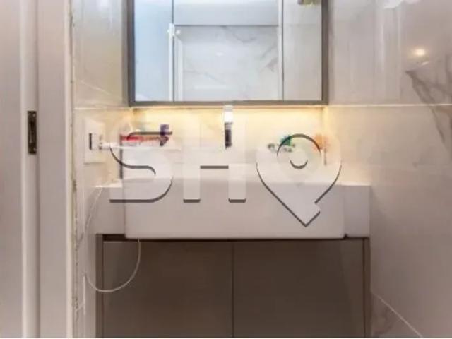 Apartamento á venda na Vila Pompéia 3 dormitórios 2 vagas