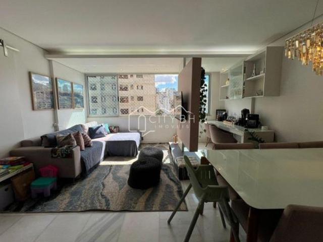 Apartamento à venda na Vila Paris