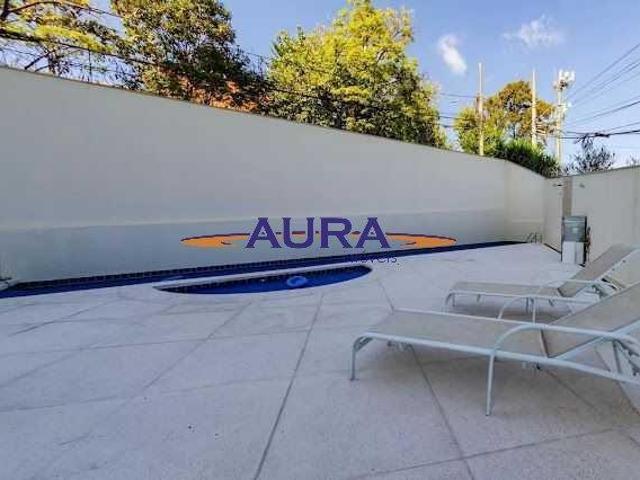 Apartamento à venda na Vila Paris