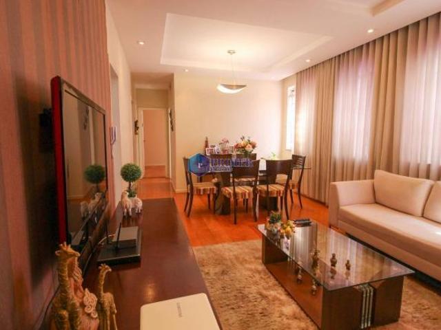 Apartamento à venda na Vila Paris