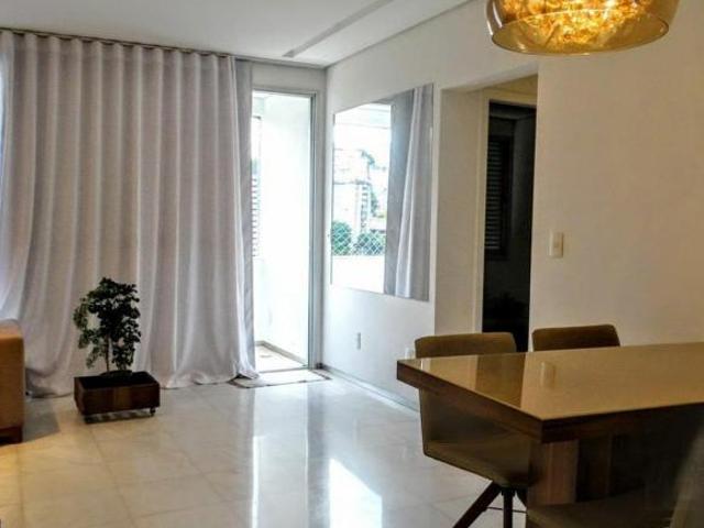 Apartamento à venda na Vila Paris