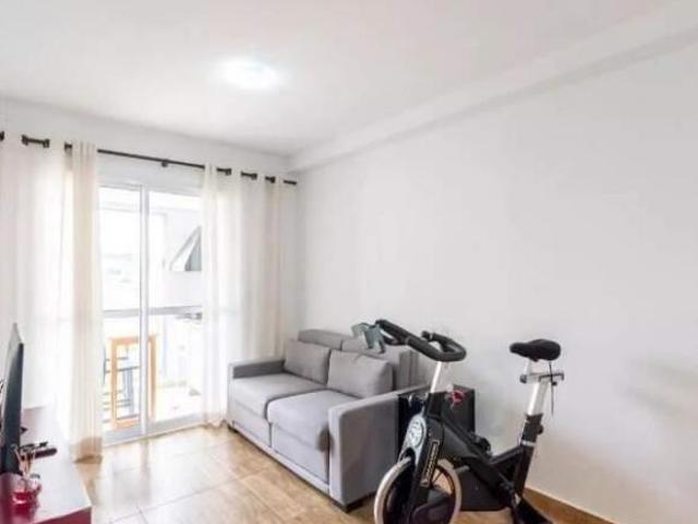 Apartamento à venda na Vila Pires, Santo André | 2 dorm, 1 suíte, varanda gourmet e 2 vagas