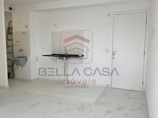 Apartamento a venda na vila prudente com 2 quartos