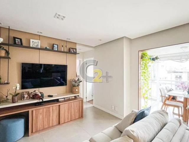 Apartamento a venda na Vila Romana com 2 quartos e 2 vagas!