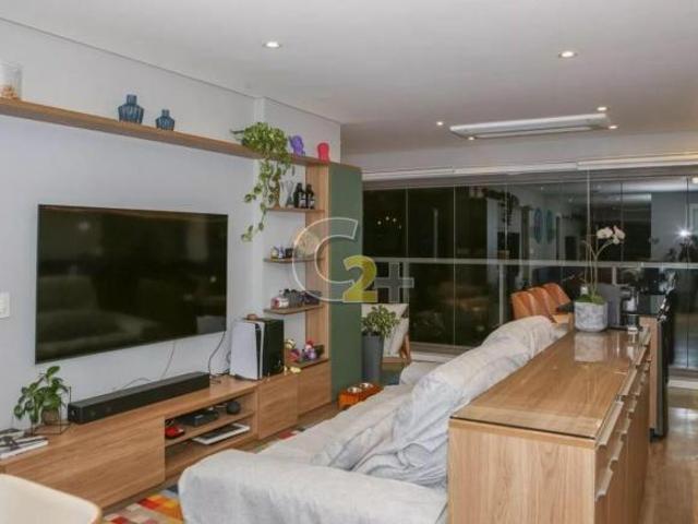 Apartamento a venda na Vila Romana com 2 quartos e uma vaga!