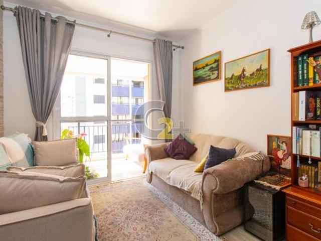 Apartamento à venda na Vila Romana com 3 quartos, sendo 1 suíte, 2 vagas