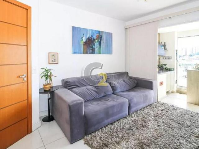 Apartamento à venda na Vila Romana com 3 suítes e 2 vagas