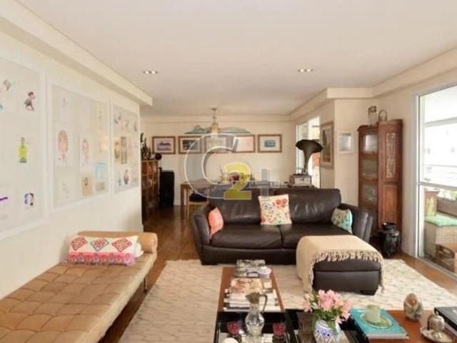 Apartamento a venda na Vila Romana com varanda gourmet e 3 suítes!
