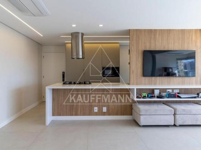 Apartamento à Venda na Vila Romana 3 Suítes, 2 Vagas, 104m² A.U
