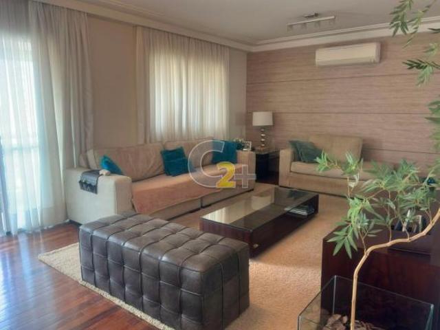 Apartamento a venda na Vila Romana 4 quartos, 3 suítes, 3 vagas 1 deposito