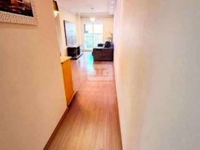 Apartamento à venda na Vila Valparaíso